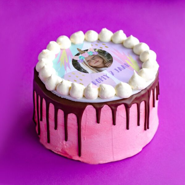 Verjaardagstaart Dripcake | met eigen foto & tekst - Verjaardagstaart.com Verjaardagstaart Dripcake | met eigen foto & tekst - Verjaardagstaart.com